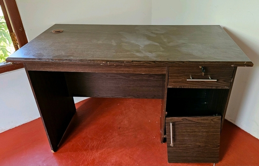 DAMRO OFFICE TABLE - MO.lk - MO.lk